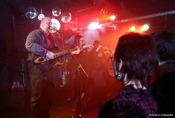 Gothic Neofolk Music - Features and Bands | EMP